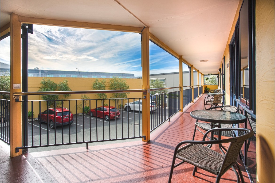 Courtyard Studio - Harbourside Motel Nelson Accommodation Harbourside ...
